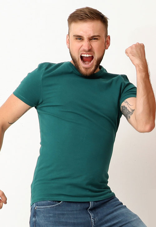 How to Find Clothes & Adjust Them to Fit [For Men]